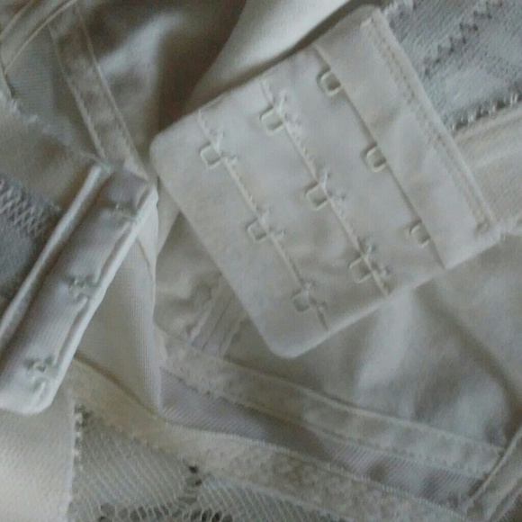 Playtex | Intimates & Sleepwear | Playtex 8hr 4b Unlined Full Figure ...